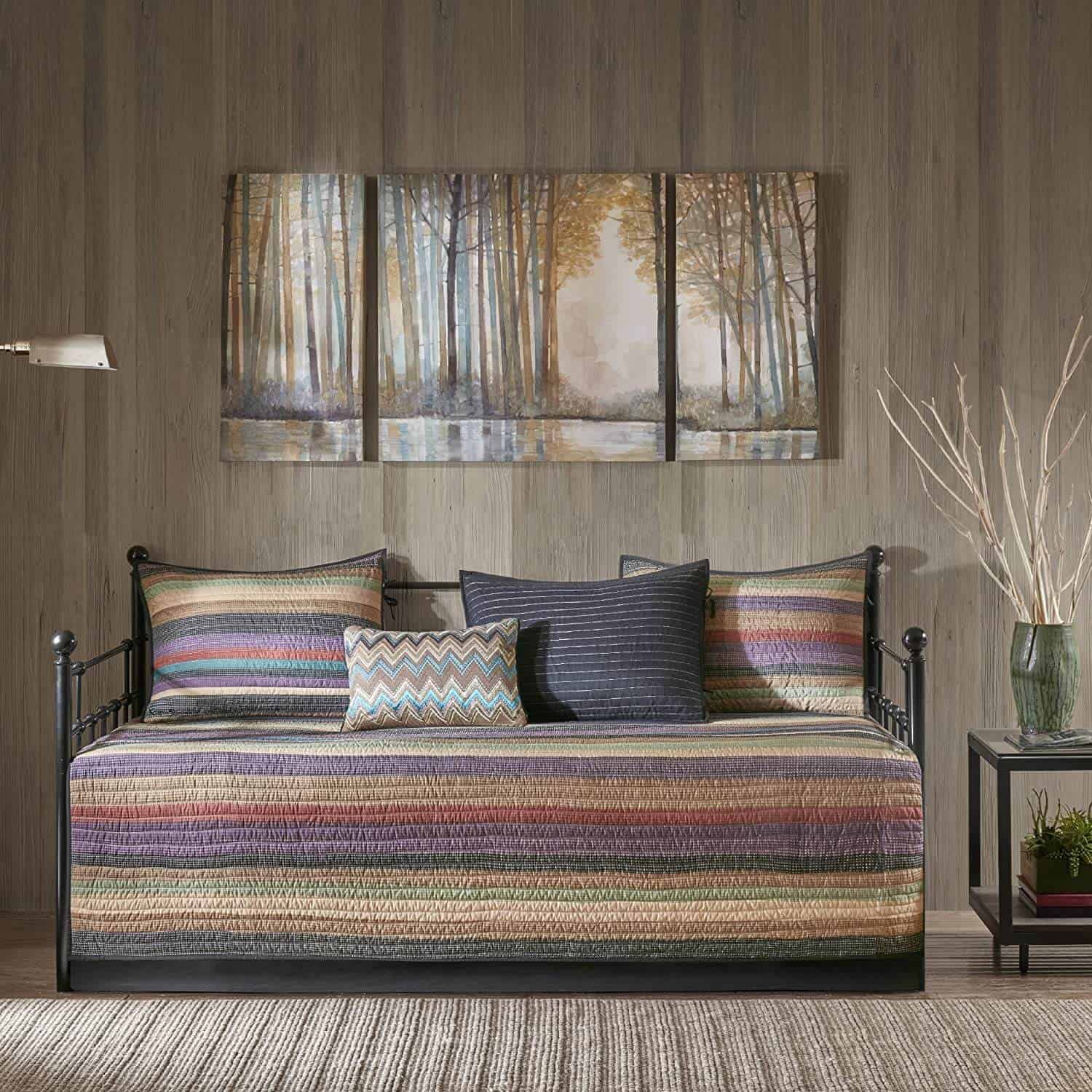 Amazing Daybed Design Ideas in Your Room