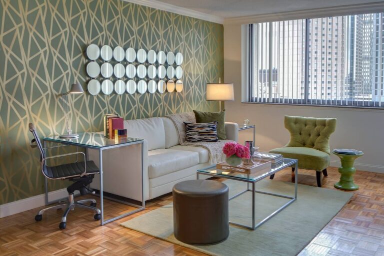 5 Reasons and Ways To Turn Your House Into A Serviced Apartment
