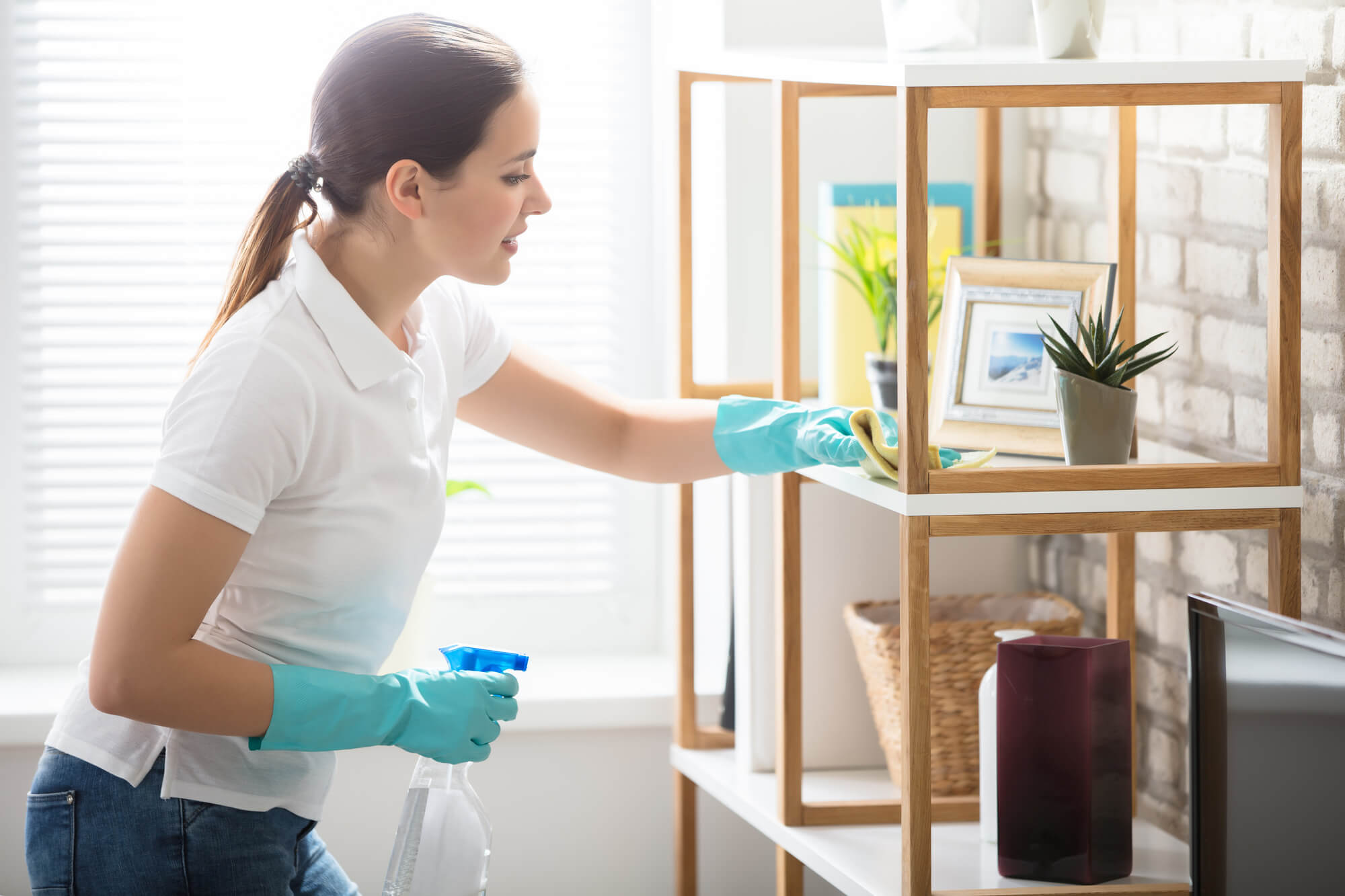 7 Ways to Clean Your House Like a Pro Housekeeper