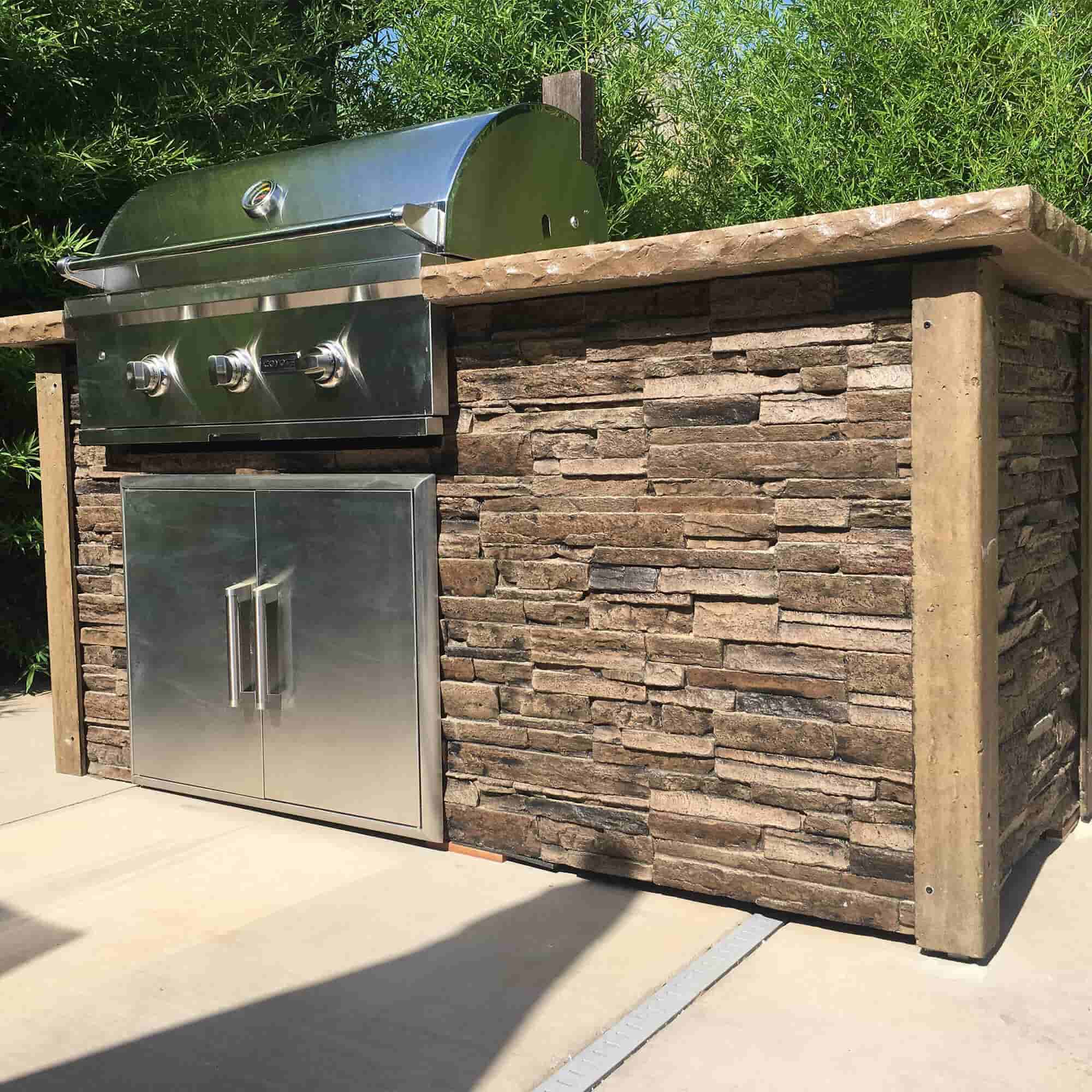 9 Astonishing Ideas to Set Up a BBQ Grill in Your Backyard