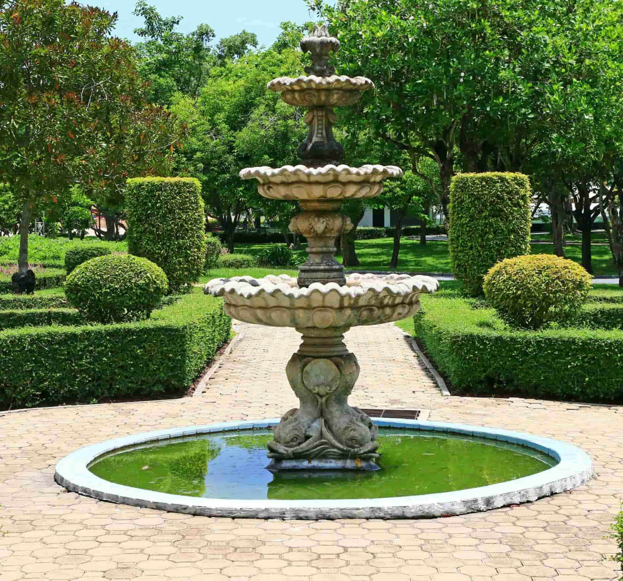 Jazz Up Your Exteriors With These Outdoor Wall Decor Ideas