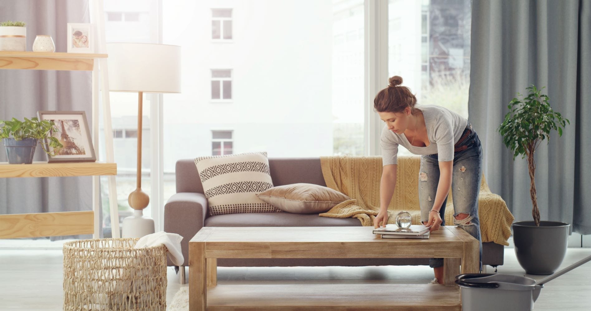How Can I Declutter My House Quickly?