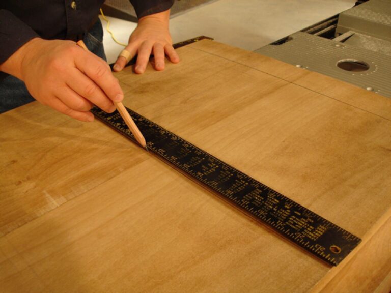 An Ultimate Guide On How To Square A Board With A Table Saw