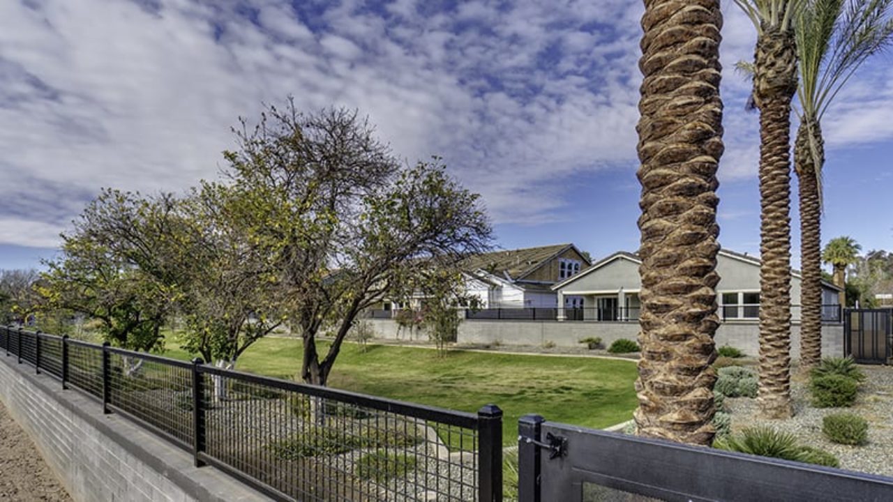 The Positives of Living in a Small Community: A Guide for Homebuyers