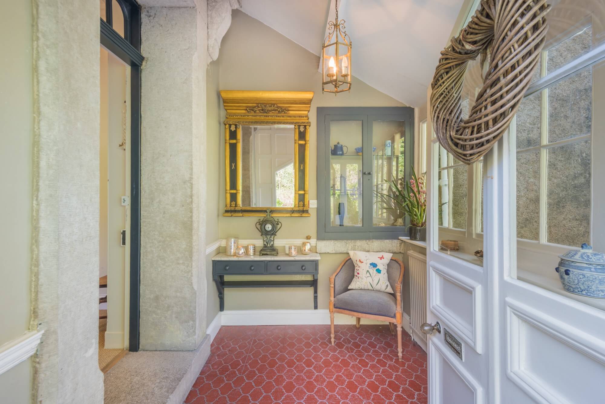 A Simple Guide to Upsizing Your Home Without Having to Move