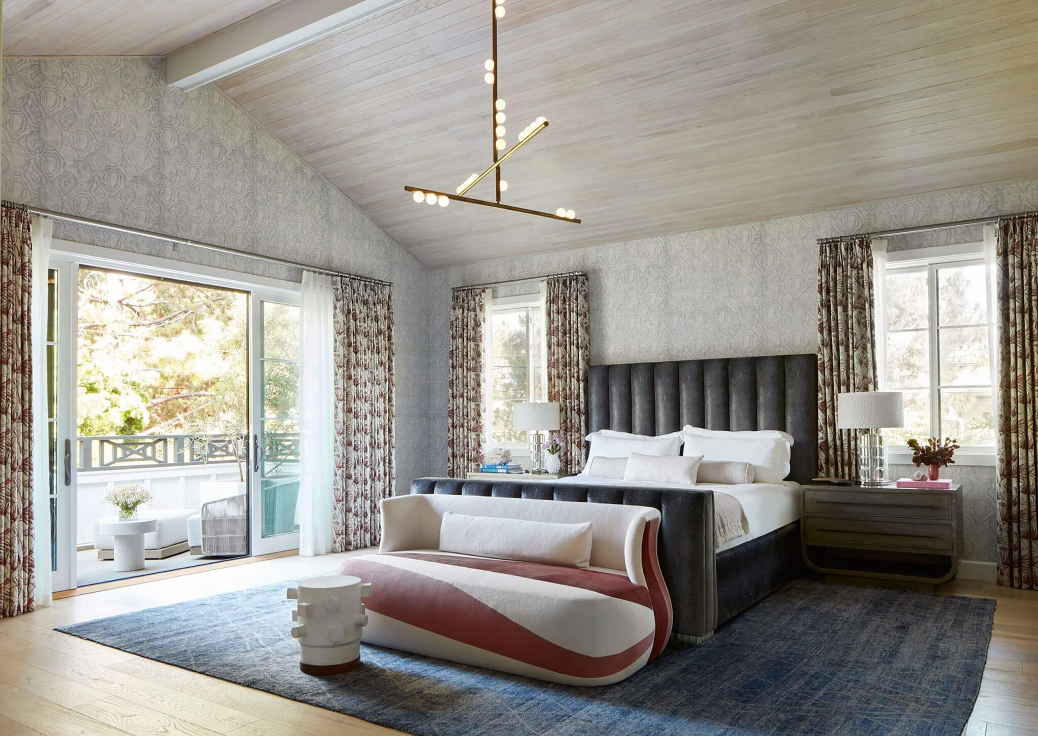 5 Tips to Personalize Your Bedroom Designs