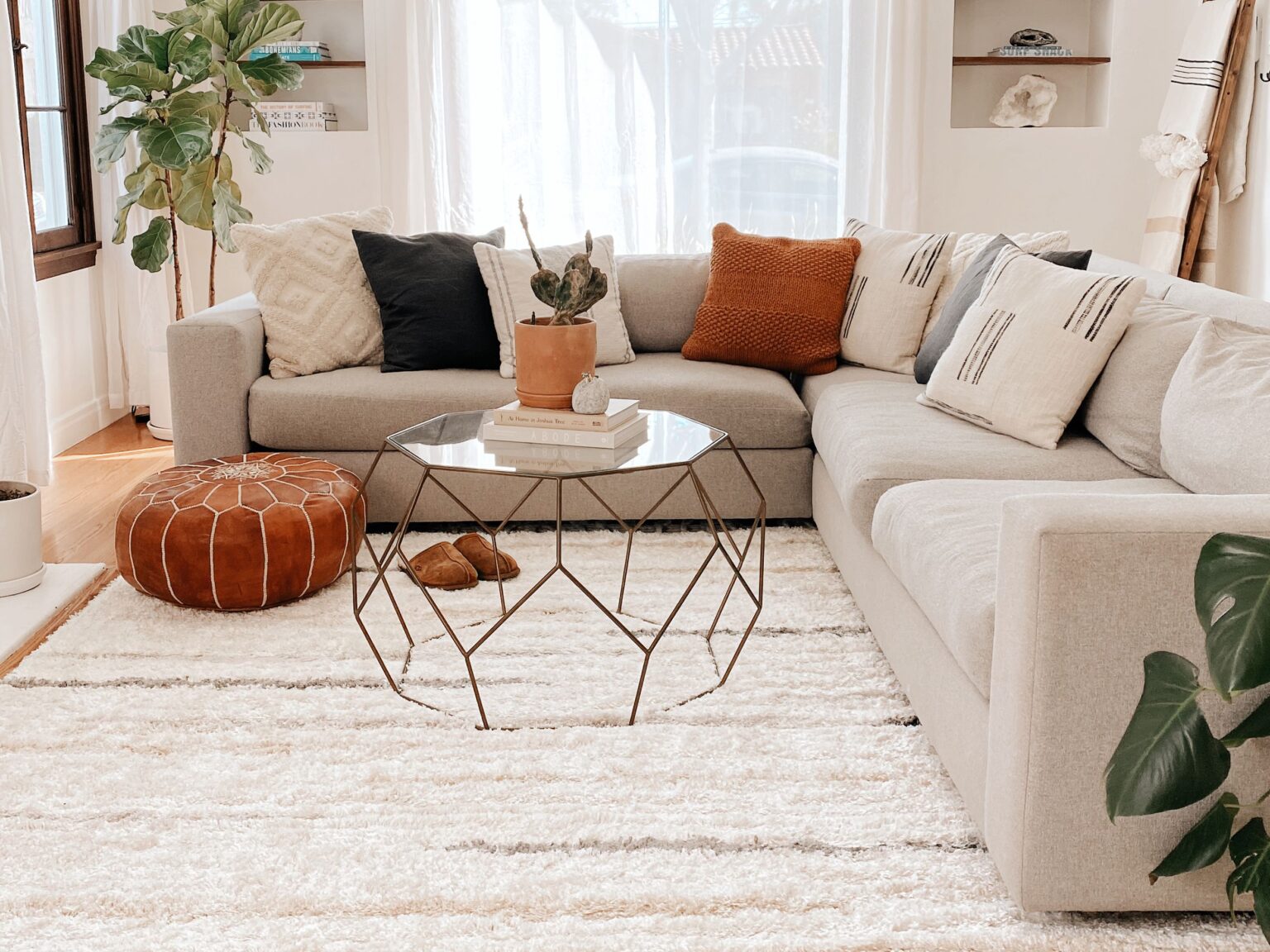 Top Reasons Why You Should Have Rugs In Your Home