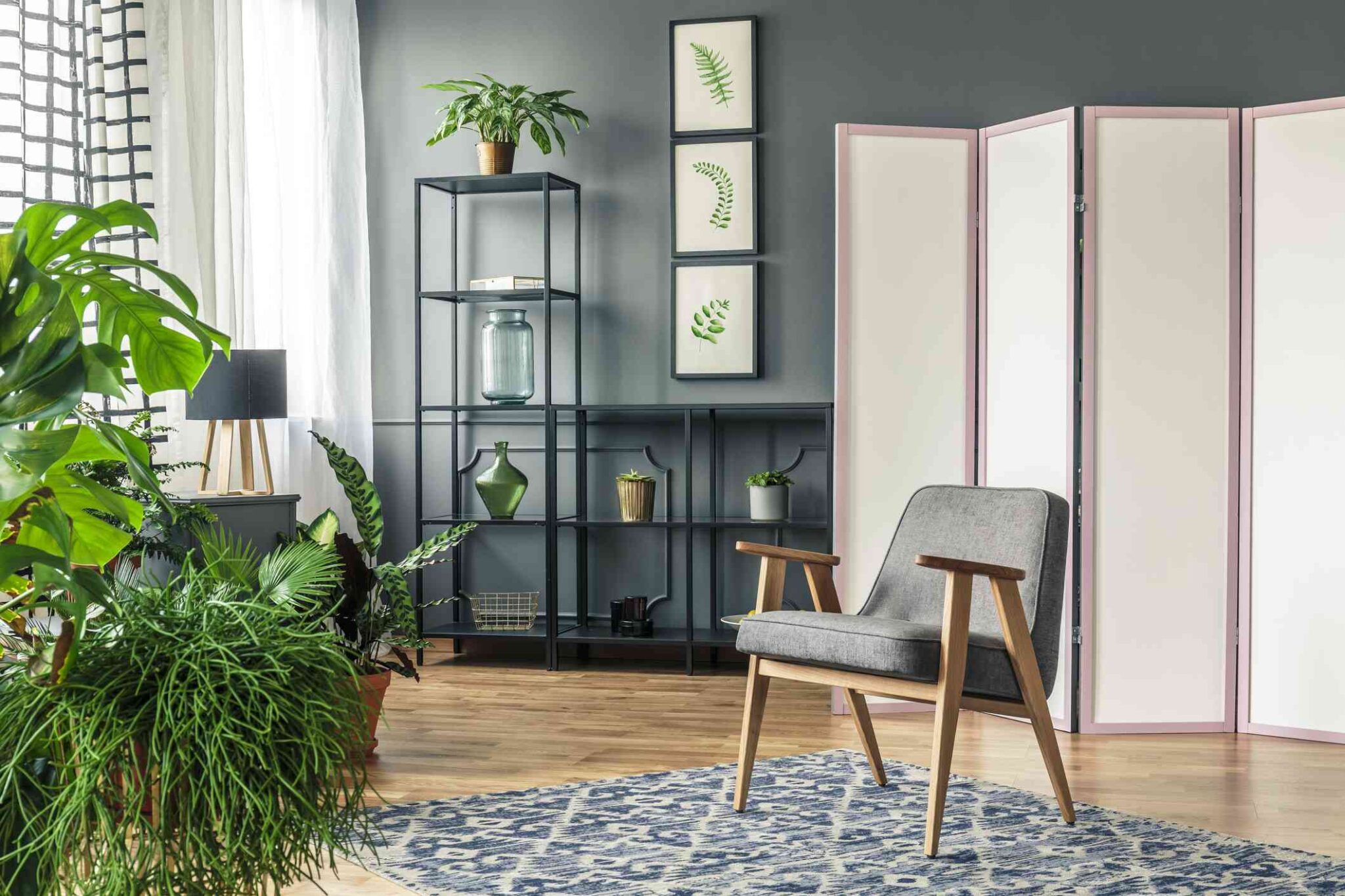 Spruce Up The Damp Corner With Space-Saving Room Partition Ideas