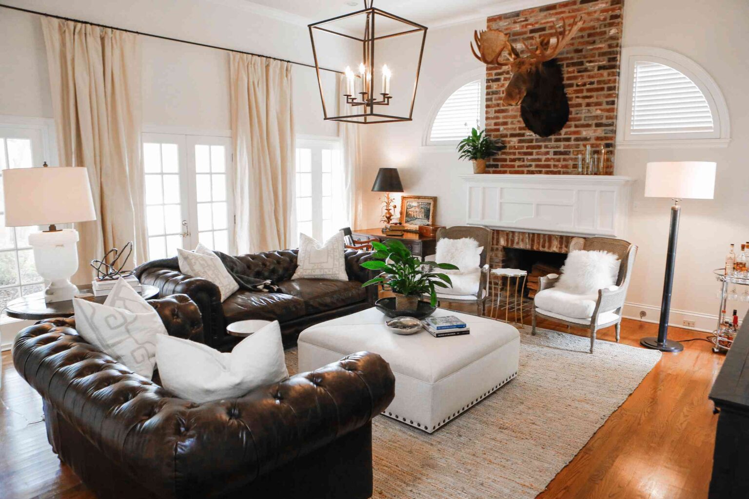 Mesmerizing Lavish Home Interior and Design Ideas