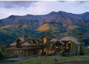 Why Is Mountain Living So Popular?