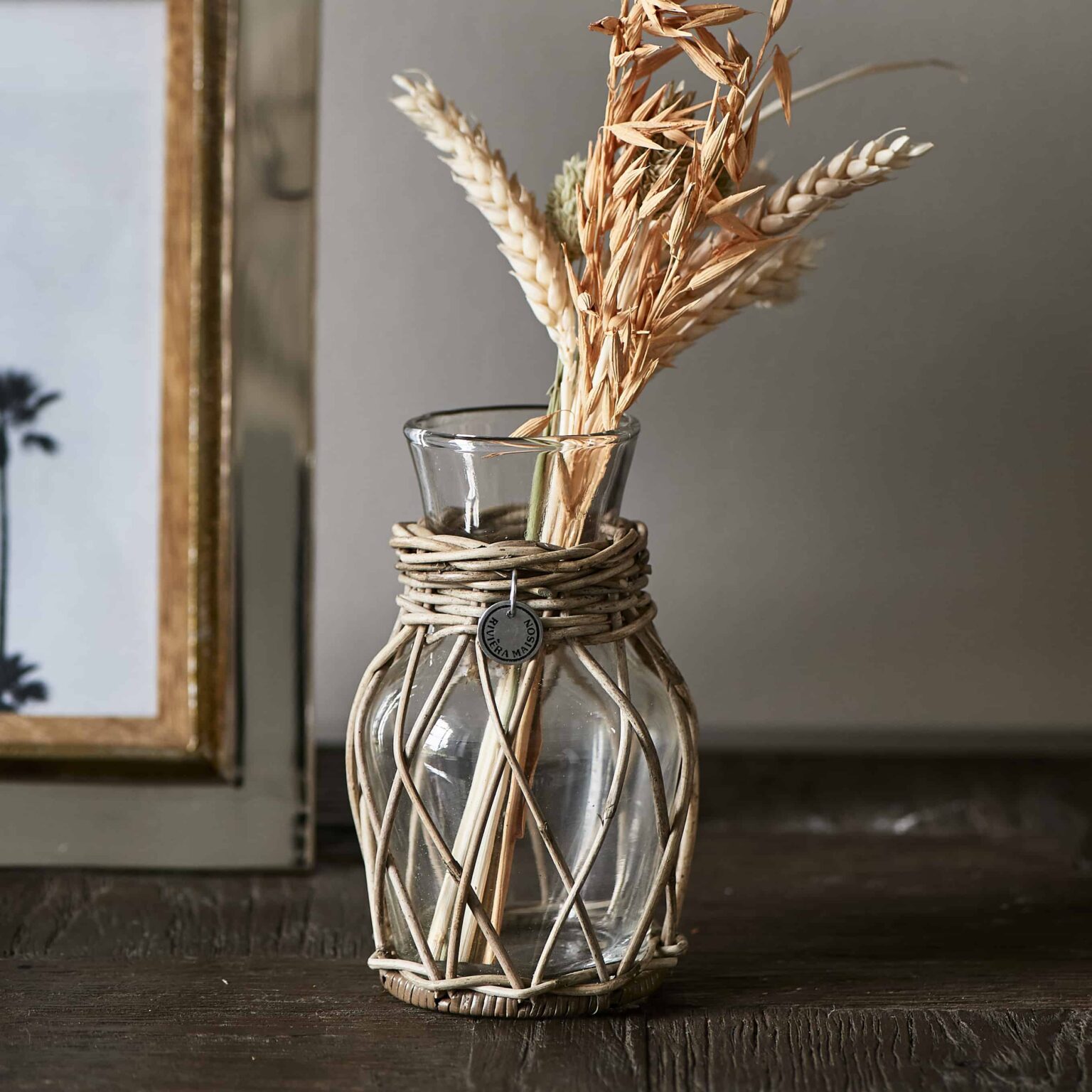Decorative Flower Vases Designs: Add Elegance to Your Space!