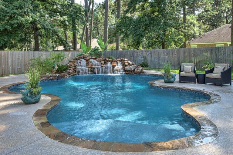 15+ Most Beautiful Tiny Pool Designs in the Backyard