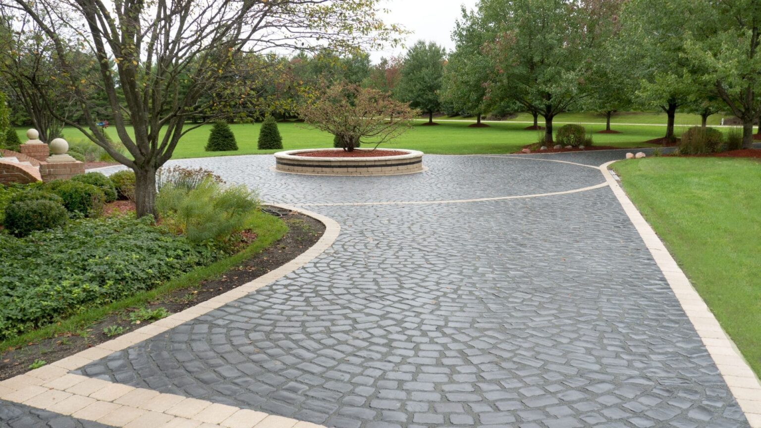 The Latest Trends in Paving Materials for Residential and Commercial Spaces