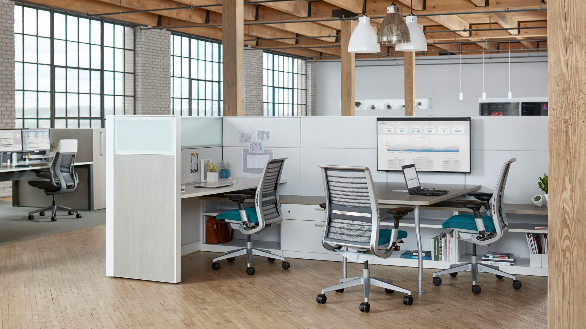 Tips on Styling Used Office Furniture from Interior Designers