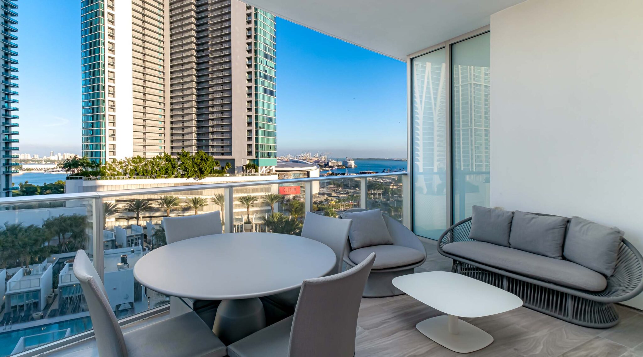 Architectural Styles: Miami's Luxury Condos' Evolution