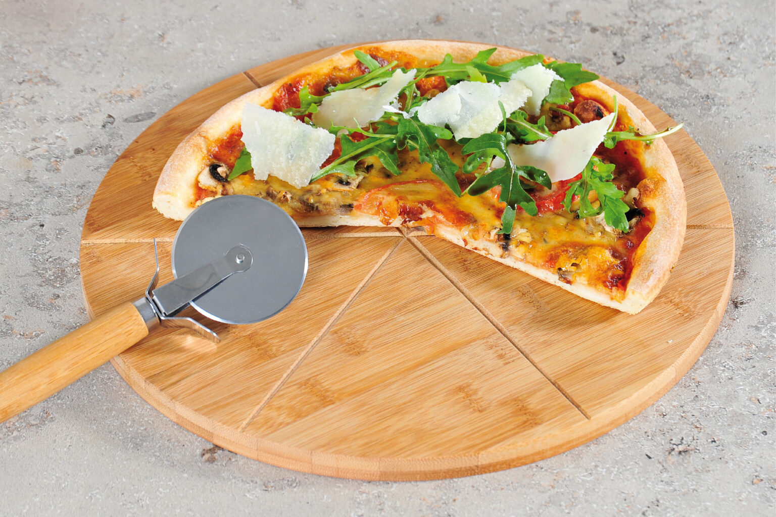 The Beauty That a Pizza Cutting Board is!