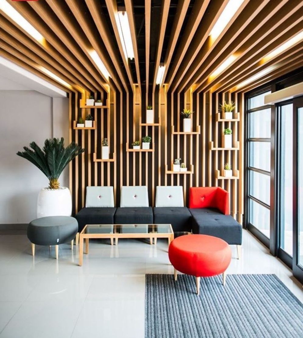 Creative Impressions: Incorporating Artistic Pieces for Office Aesthetics
