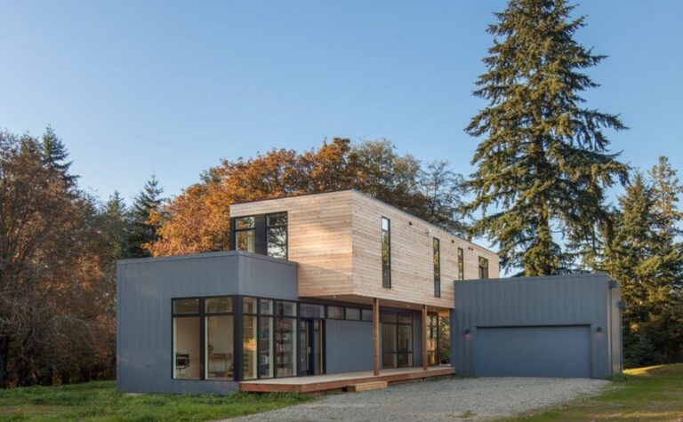 Exploring the Rise of Shipping Container Homes in Modern Architecture