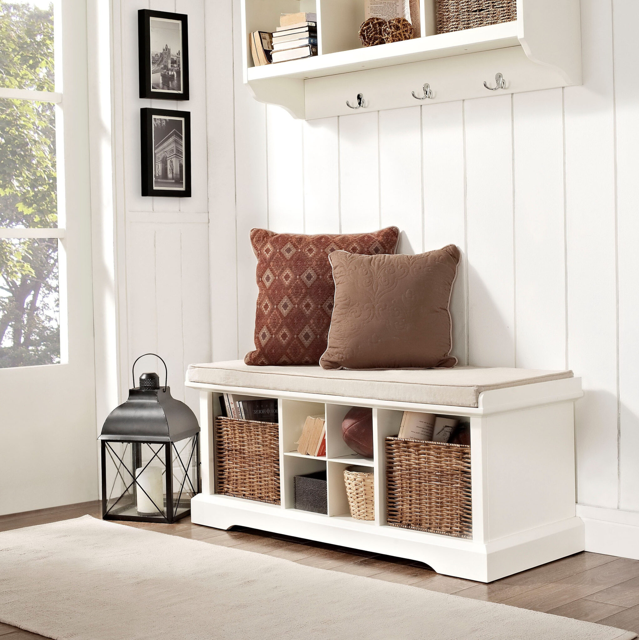 10 Use Of Storage Benches To Blend Style With Utility