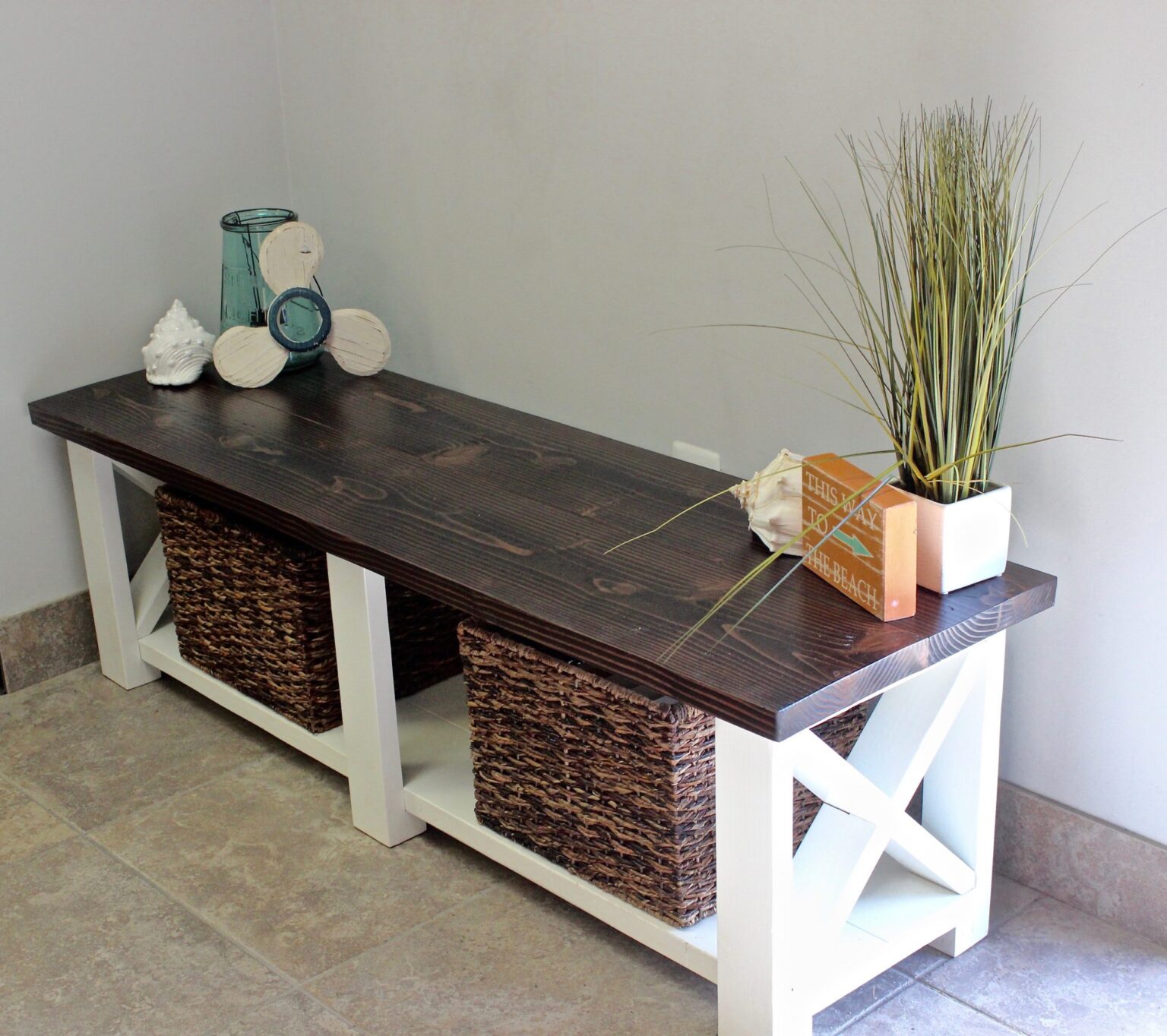 10 Use Of Storage Benches To Blend Style With Utility