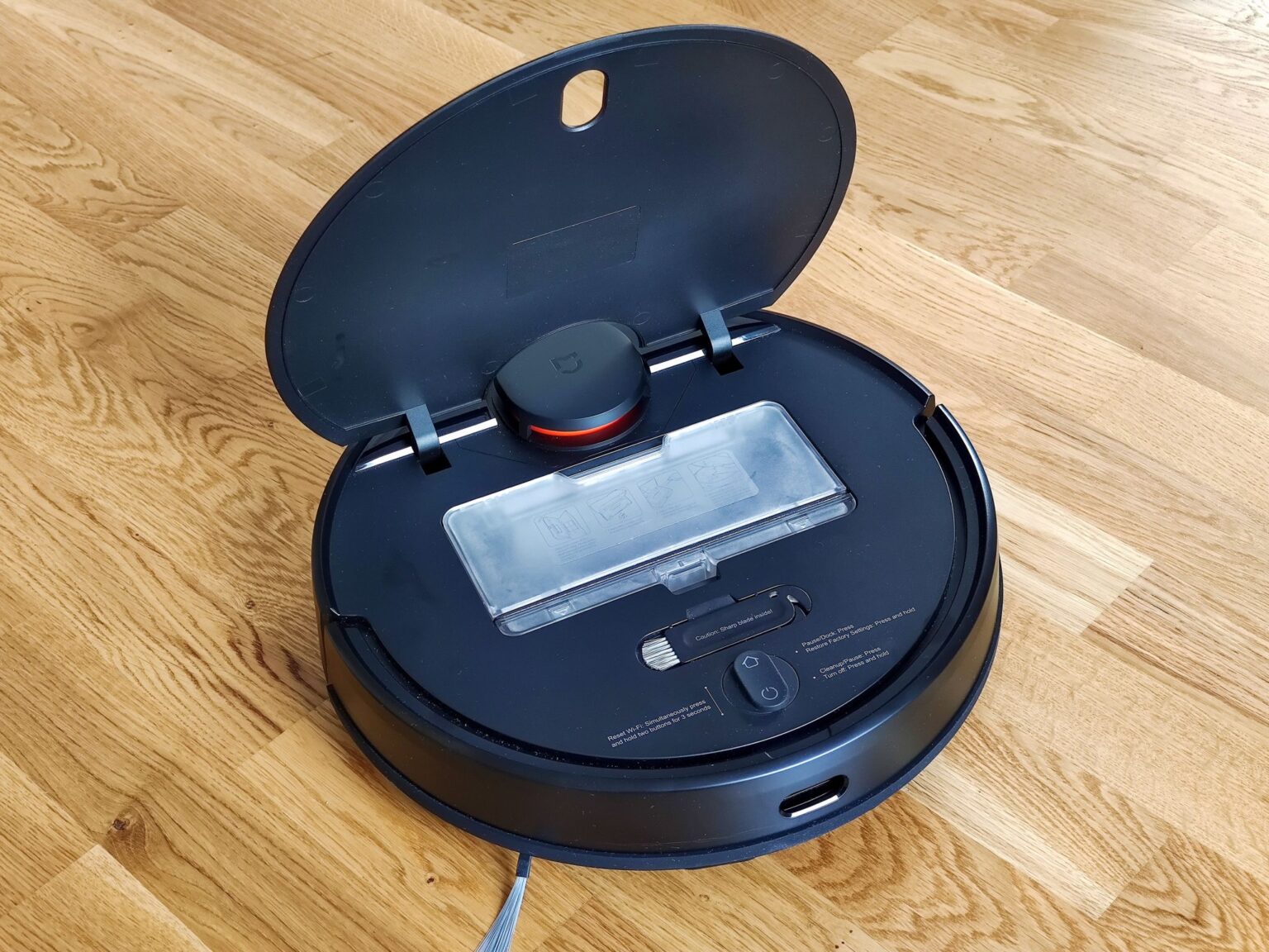 Time-Saving Tech: 7 Reasons Why You Need a Robot Mop Vacuum in Your Life
