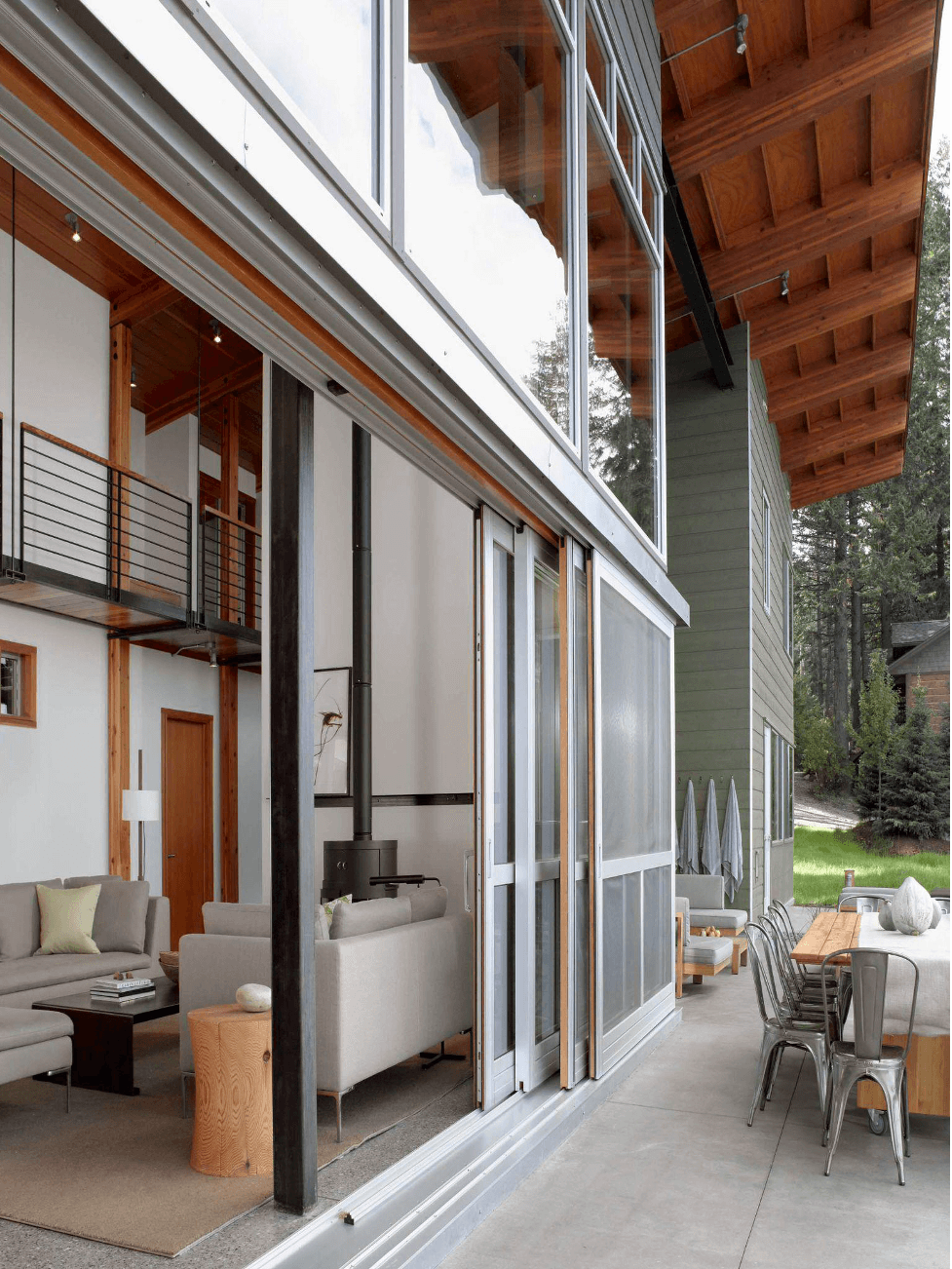7 Space Saving Door Ideas for Small Spaces You Can’t Miss