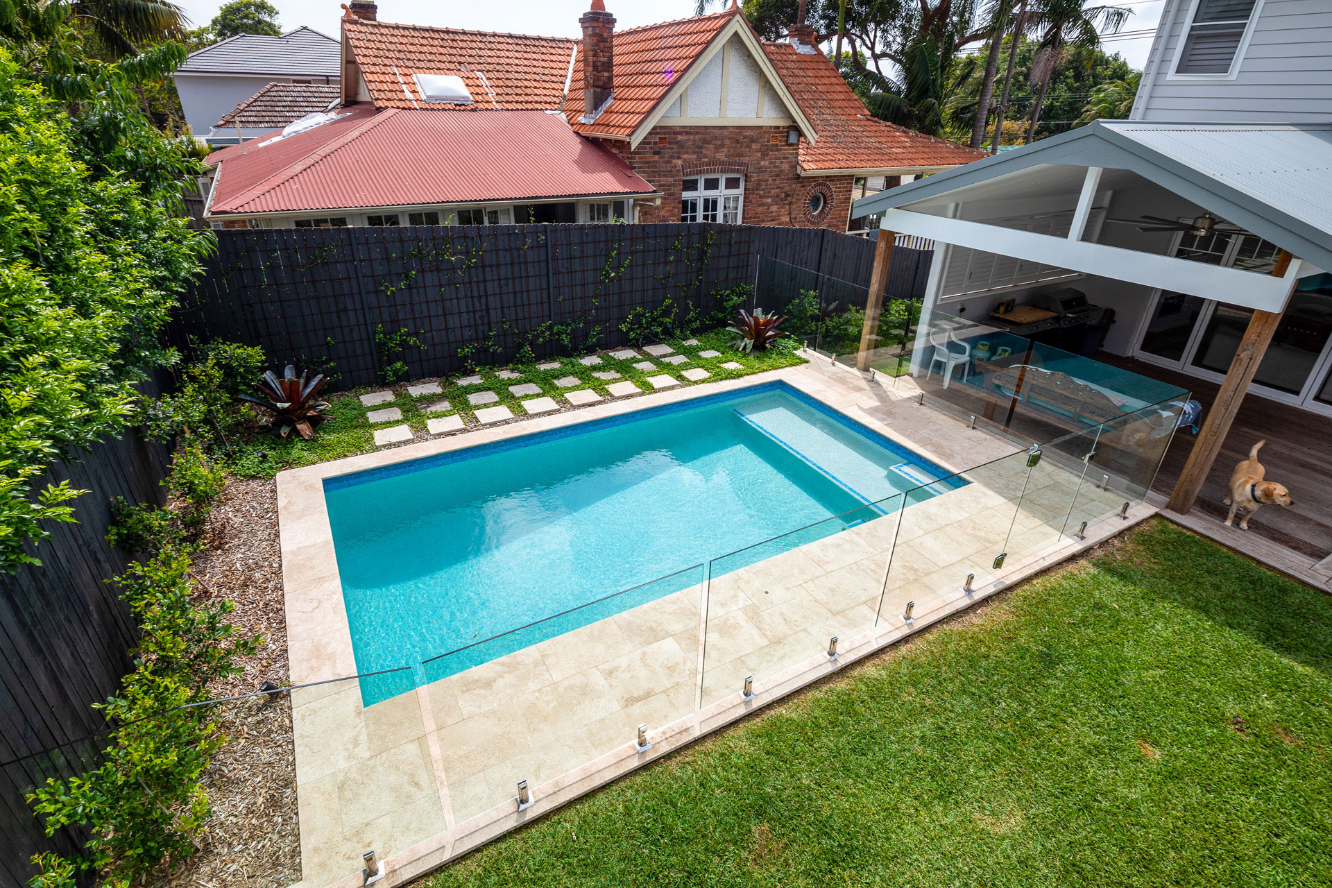 How To Choose The Perfect Location For Your Swimming Pool
