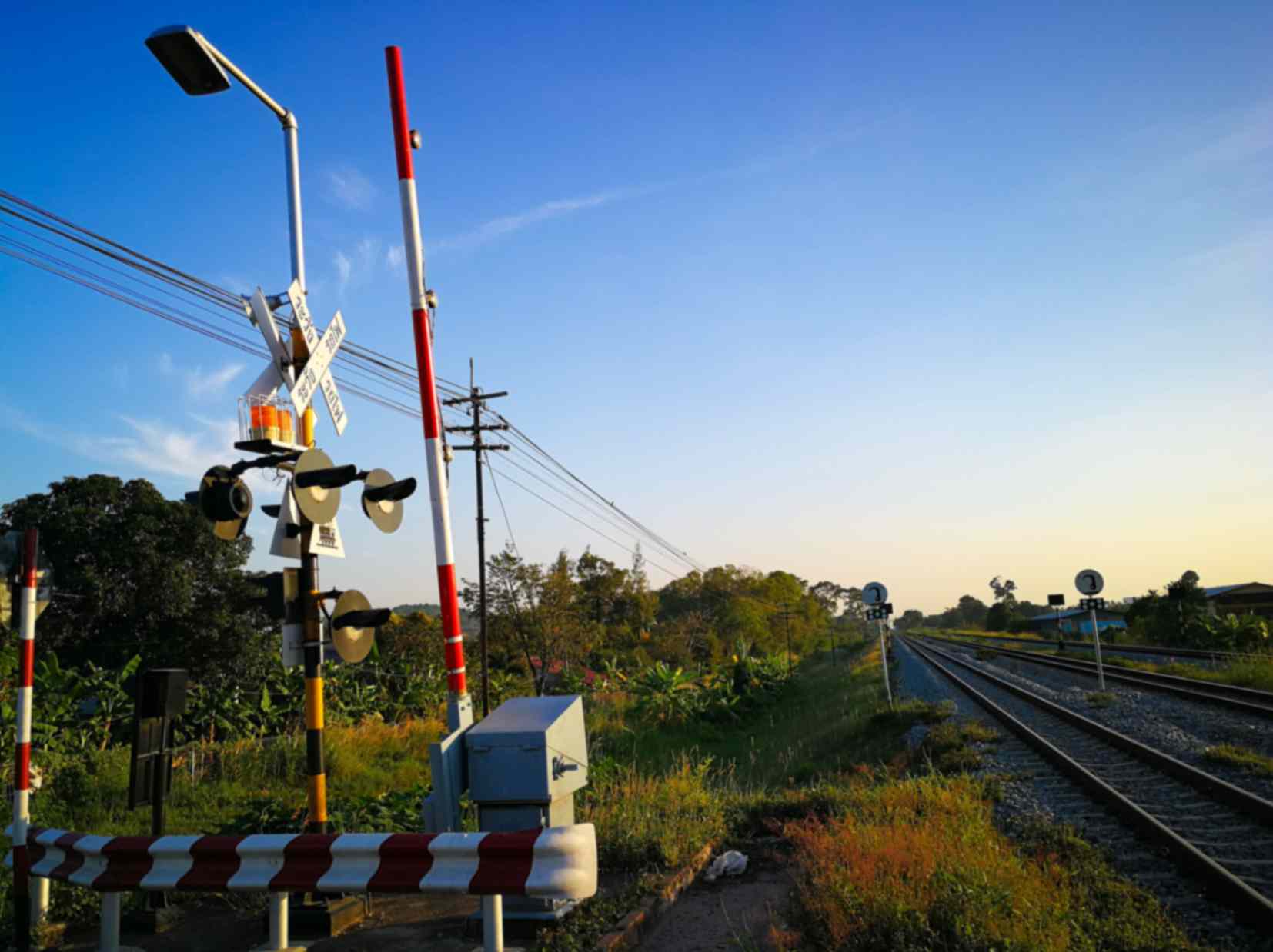 Railroad Signal Maintenance: Safety and Reliability on Tracks